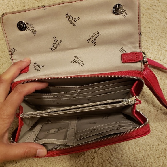 thirty-one | Bags | Thirty One Wallet Crossbody | Poshmark